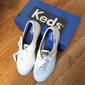 Keds | Shoes | Keds Girl In White Size 4 2 New In Box | Poshmark